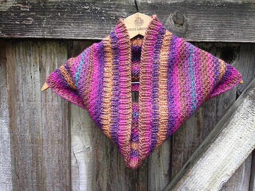 Ravelry: Superhero Cowl pattern by Diane L. Augustin