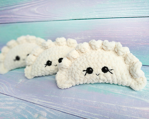 Ravelry: Dumpling (Pierogi) pattern by Marina Emelianova