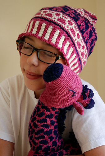 Ravelry: Giraffe beanie pattern by Sandra Jäger