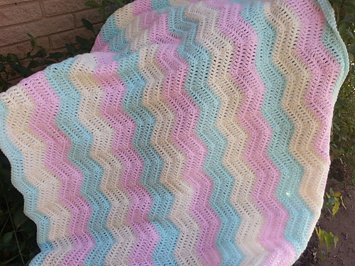 Ravelry: Wavy Ripple Blanket pattern by Michele Gaylor