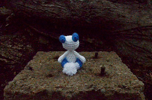 Ravelry: Warabbit Amigurumi pattern by Vic Em