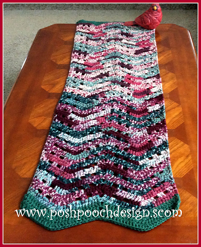 Ravelry: Open Chevron Table Runner pattern by Sara Sach