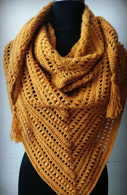 Ravelry: Golden harvest shawl pattern by TLH Patterns