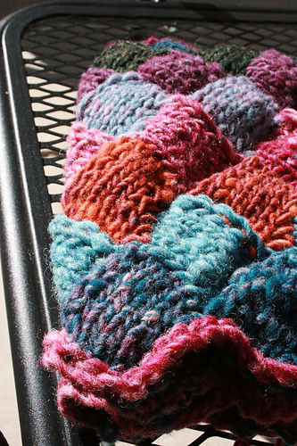 Ravelry: Entrelac Cowl pattern by Preita Salyer