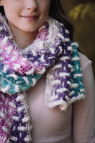 Ravelry: Woven Wonder Scarf pattern by Susan E. Kennedy