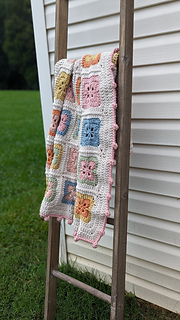 Ravelry: Clover Granny Square Blanket pattern by Priscilla Pate