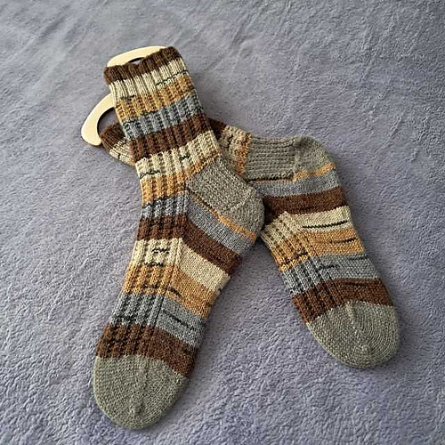 Ravelry: Broken rib socks pattern by Janka z Propletence