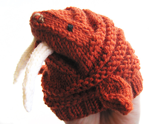 Ravelry: Walrus hand puppet pattern by Anne Mende