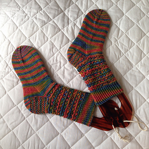 Ravelry: Pea Sock II (Cuff Down) pattern by Qianer Huang