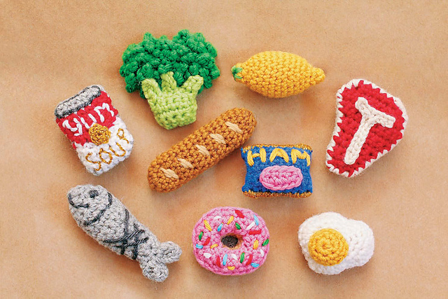 Ravelry: Grocery Fridge Magnets pattern by Twinkie Chan