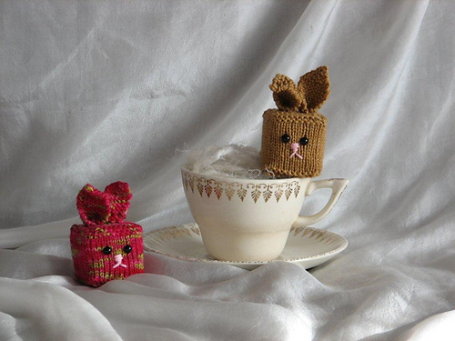 Ravelry: Bunny Cubes pattern by Heather Sebastian