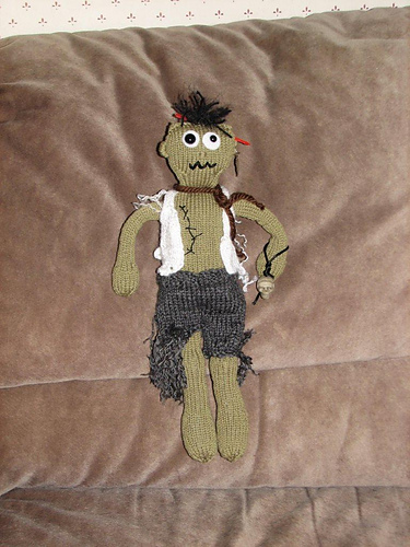 Ravelry: Zombert and Zombella Zombie pattern by Heather Sebastian