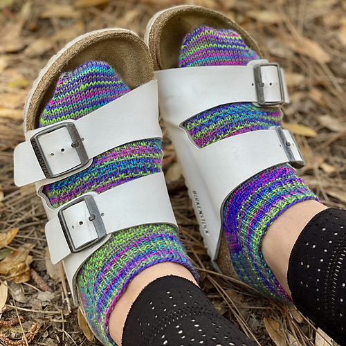 Ravelry: Rainbow Pop pattern by Rachel Roden