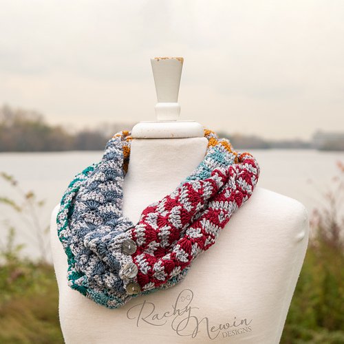 Ravelry: Cobblestone Cowl pattern by Rachy Newin