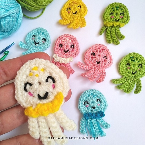 Ravelry: Jellyfish & Octopus Appliques pattern by Raffaella Tassoni