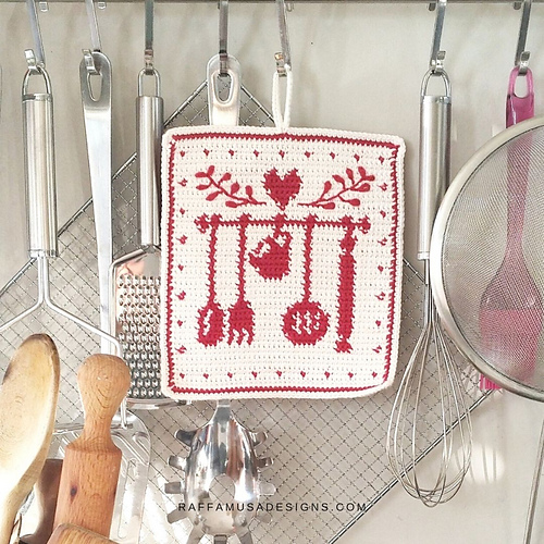 Ravelry: Nana's Kitchen Tapestry Potholder pattern by Raffaella Tassoni