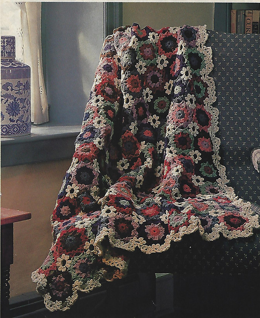 Ravelry: Floral Center Granny pattern by Jacqueline Jewett