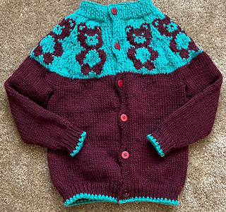 Ravelry: Teddy Bear Cardigan - 2T pattern by Anna Pardee