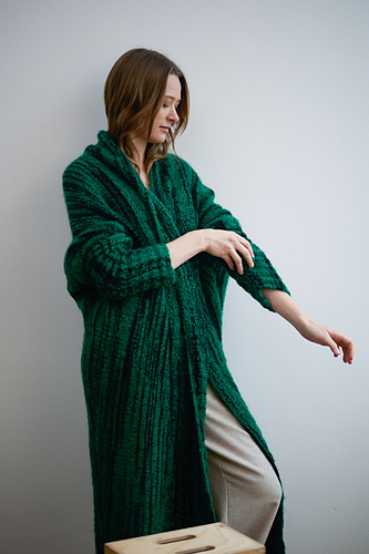 Ravelry: Hug Me Jacket pattern by Sus Gepard