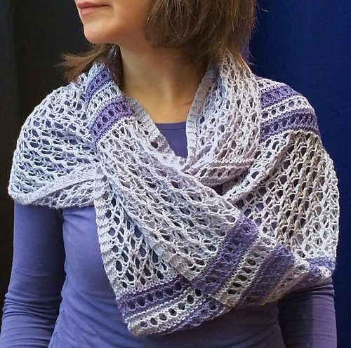 Ravelry: Mist Infinity Shawl pattern by Alla Saenko