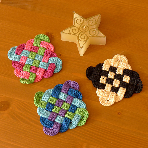 Ravelry: Celtic Coasters pattern by Rainbow Junkie