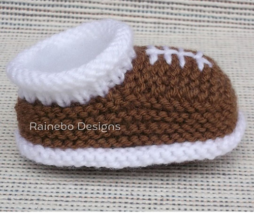 Ravelry: Baby Football Shoes pattern by Lorraine Pistorio