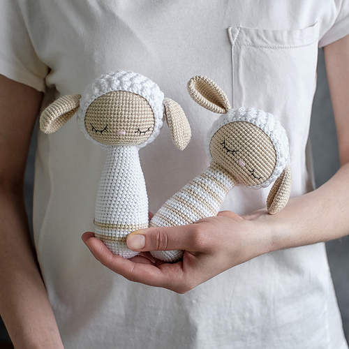 Ravelry: sheep rattle pattern by Natascha Antoniadi
