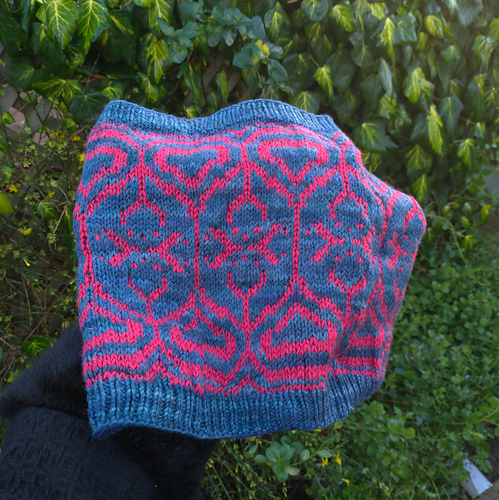 Ravelry: Zahra pattern by Neisha Abdulla