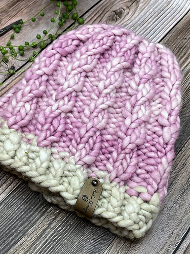 Ravelry: The Avon Hat pattern by ReLo_designs