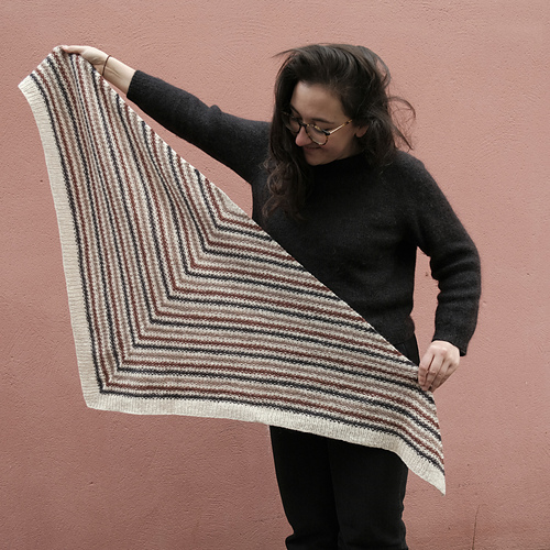 Ravelry: Daft Days Shawl pattern by Rebecca Clow