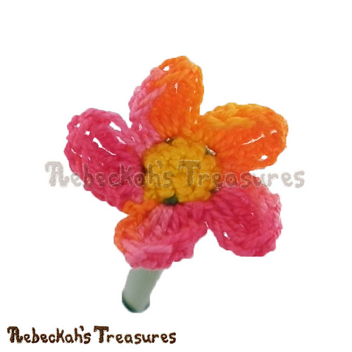 Ravelry: Basic Flower Pencil Topper pattern by Rebeckah Ferger