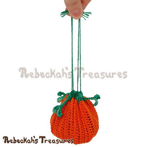 Ravelry: Pumpkin Treats Coin Purse pattern by Rebeckah Ferger