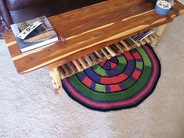 Ravelry: Shaker Pinwheel Rug pattern by Donna Druchunas