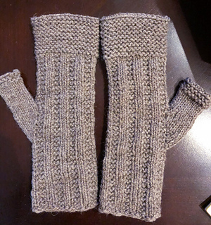Ravelry: RedEarthKnitting's Lambing Mitts
