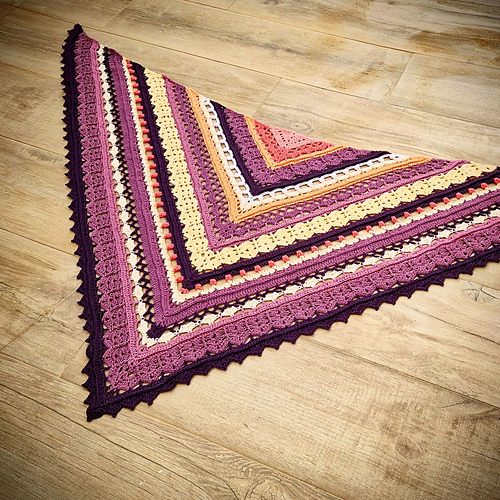 Ravelry: LoveTea Shawl pattern by Red Teapot Atelier