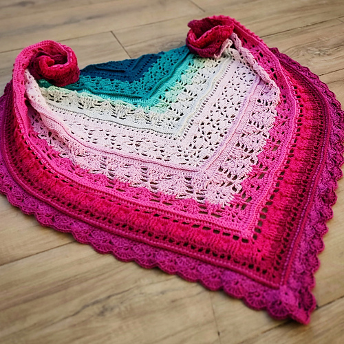 Ravelry: OolongTea Shawl pattern by Red Teapot Atelier