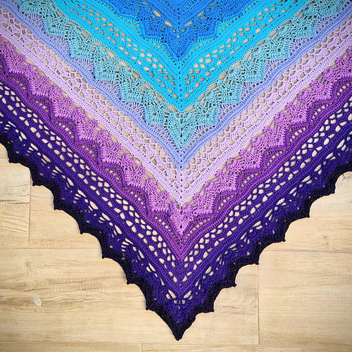 Ravelry: JasmineTea Shawl pattern by Red Teapot Atelier