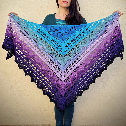 Ravelry: JasmineTea Shawl pattern by Red Teapot Atelier