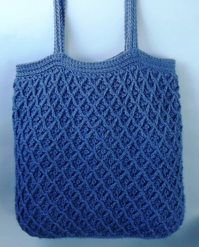 Ravelry: Cabled Diamonds Bag pattern by Rhelena