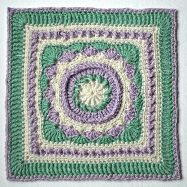 Ravelry: 12" Afghan Square pattern by Rhelena's Crochet Patterns