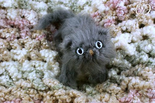 Ravelry: Mini Meows pattern by Rhondda Mol (Oombawka Design)