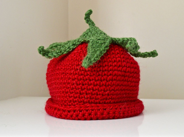 Ravelry: Baby Berry Hat pattern by Charlie van de Graaf
