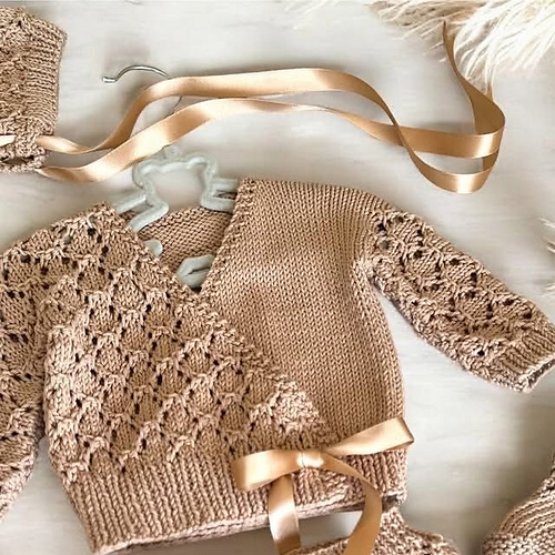 Ravelry: "Caraway" 4 piece set pattern by Caroline Richards