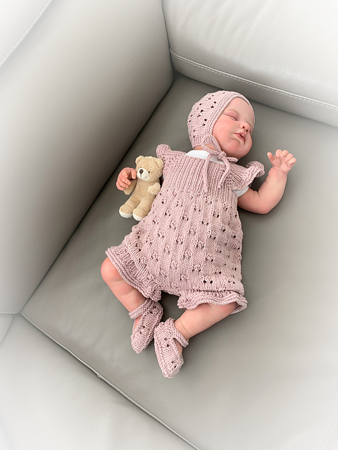 Ravelry: Designs by Caroline Richards