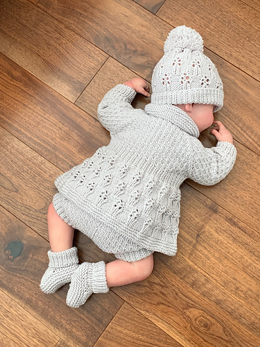 Ravelry: 'Blueberry' 5 Piece set pattern by Caroline Richards