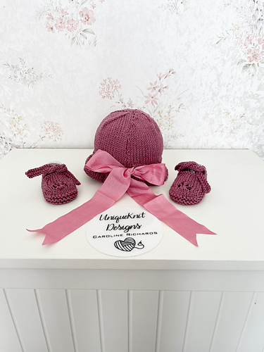 Ravelry: 'Victoria' 3 piece set pattern by Caroline Richards
