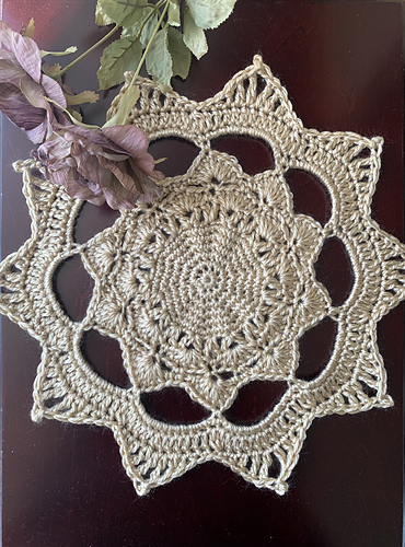 Ravelry: Dreamy Mandala pattern by Chandrika Mathur