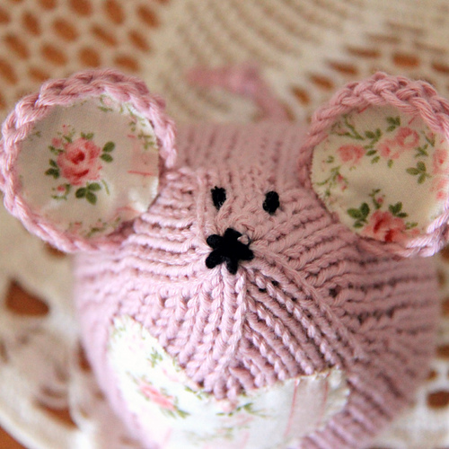 Ravelry: Tea Mouse pattern by Say Little Hen
