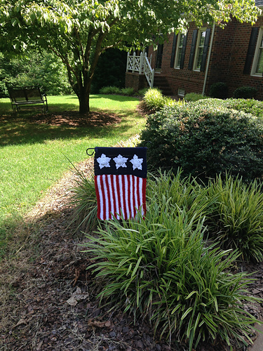 Ravelry: Patriotic Garden Flag pattern by Rilla Edwards