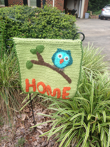 Ravelry: Owl Garden Flag pattern by Rilla Edwards